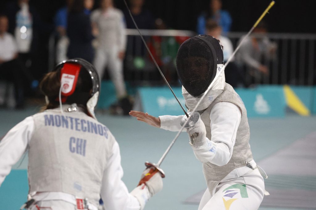 ESGRIMA NO PAN – Equipe brasileira feminina de florete fica próxima da ...